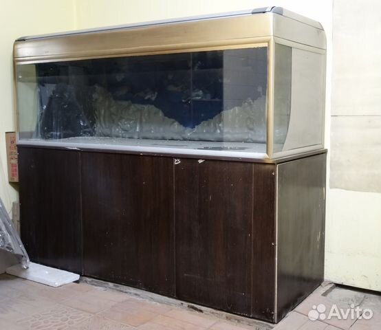 Продам аквариум морской,на 1000 л Новый