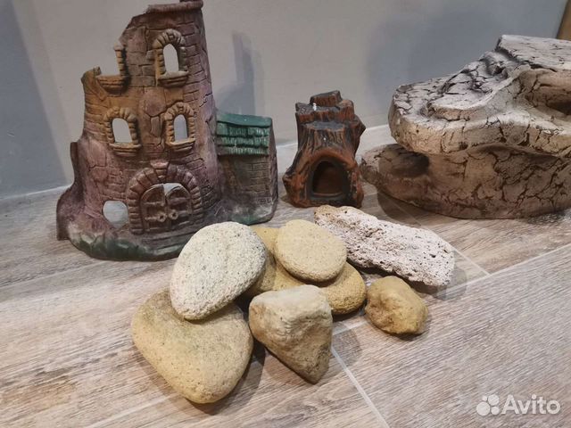 Украшения в аквариум